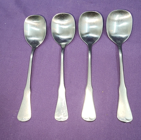 Oneida | Dining | Oneida Patrick Henry Oval Soup Spoons Swr Of 4 | Poshmark